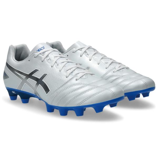 フィット性に優れたマイクロファイバー人工皮革をアッパー前足部に採用。足幅の広いプレーヤーにもフィットするワイドモデル。前足部にはステッチを施すことで、伸び止め効果を発揮。ソールのかかと部には走行時に効果を発揮するようにfuzeGELを搭載し...