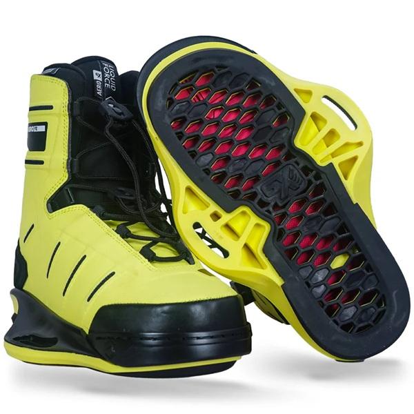 メーカー：2026LIQUIDFORCE品名：AERO 6X ATOMIC■サイズ6-8(約24〜26cm)8-9(約26〜27cm)9-10(約27〜28cm)※サイズにつきましてはユーザーによって足型、フィット感に個人差がでます。上記サ...