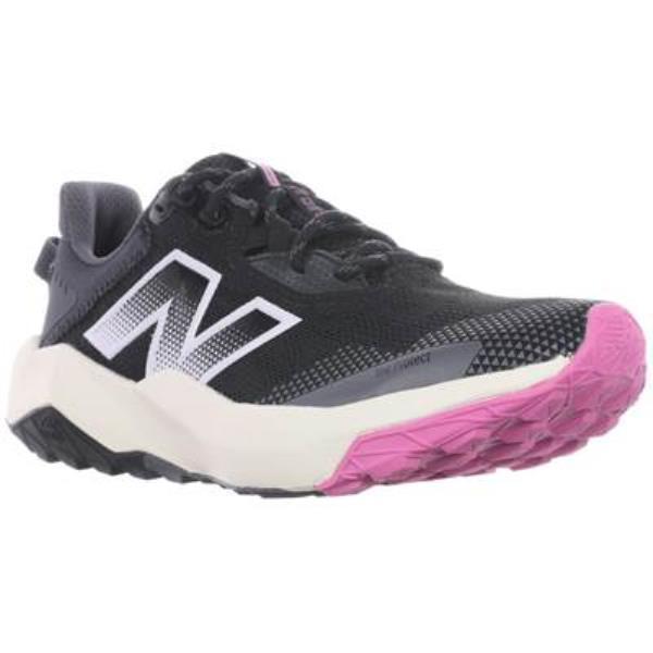 トレイルランニングから普段履きまでマルチシーンで活躍するトレイルモデル「NITREL」がV6にアップデート。屈曲性がありながらも不整地な地面をしっかりと捉えるようラギットな形状に設計したAT TREADアウトソール、弾むようなライド感のDY...