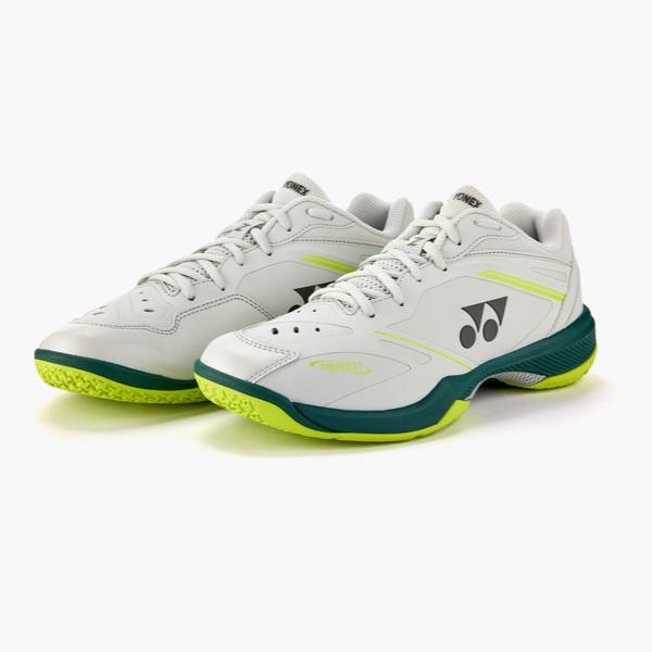 ■メーカー：YONEX ヨネックス■品名：パワークッション65ZVAメン■品番：SHBVAZM■カラー：452（グレイッシュベージュ）■サイズ：25.0〜28.0cm■シューズ幅：3E設計■素材・アッパー：人工皮革・ミッドソール：合成樹脂・...