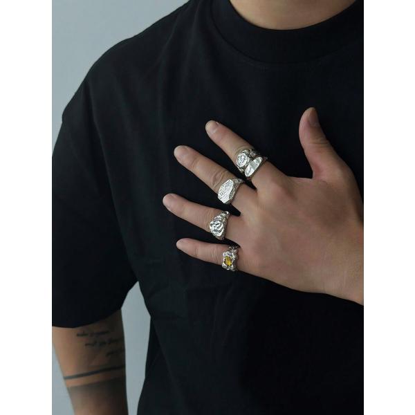 着用時期 : グラマラス要素 : 幾何学スタイル : パンク詳細 : ラインストーン, テクスチャーメタルカラー : シルバー素材 : 亜鉛合金性別 : 男性