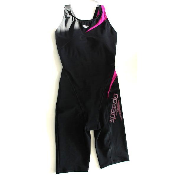 ゴールドウインが独自開発した、透け感を抑えた厚みが特徴の素材「Ultra Stretch（ウルトラ・ストレッチ）」を採用。高いはっ水性とストレッチ性、縦にも横にも自由に伸びてさまざまな体型にフィットする、泳ぎやすいレディースニースキンです。...