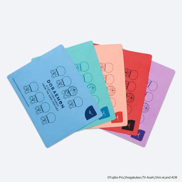 毎シーズン大人気のドラえもんシリーズ！今回のテーマは”HIDE＆SEEK”ひょっこり覗くドラえもんたちのかわいらしい表情をお楽しみください♪拭いて絞って何度も使える高い吸水力。濡れた肌や髪を軽くポンポンたたくようにするだけですばやく吸水。■...