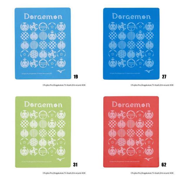 【ドラえもん】ジャパニーズモダン柄。拭いて絞って何度も使える高い吸水力。濡れた肌や髪を軽くポンポンたたくようにするだけですばやく吸水。抗菌加工。プラスティックケース入り。■素材【本体：PVAスポンジ/中芯：ポリエステル】■特徴【サイズ】34...