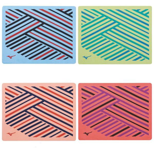 直線が折り重なったソリッドなグラフィック。拭いて絞って何度も使える高い吸水力。濡れた肌や髪を軽くポンポンたたくようにするだけですばやく吸水。■素材本体：PVAスポンジ。中芯：ポリエステル。■特徴【抗菌加工】【サイズ:34×44cm】【注意事...