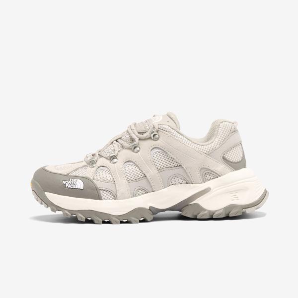 【商品名】HEDGEHOG RVSTヘッジホッグ RVST（ユニセックス）【カラー】CSカラカッタ×ストーンスラブ【素材】＜アッパー＞100％リサイクルP.E.T.メッシュ、人工皮革、100％リサイクルライニング、TPUトゥガード＜ボトムユ...