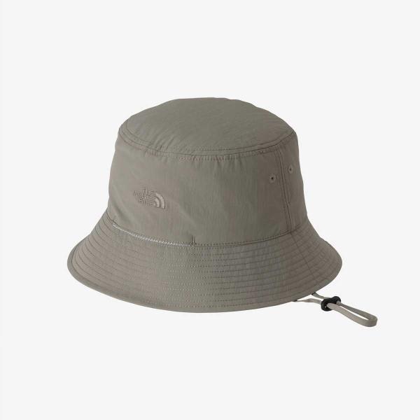 都市生活での「移動」にフォーカスし、自転車での走行を快適にするディテールや素材にこだわったコレクション。普段使いや自転車移動のときにも、快適に被り続けられるハットです。表地にはクラシカルで柔らかな風合いのタスランナイロンを使用。生地にはっ水...