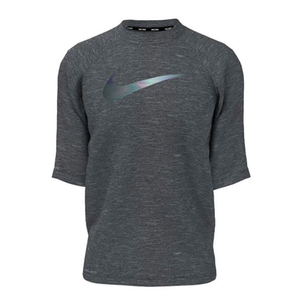【商品名】NIKE SWIM ヘザー ショートスリーブ ハイドロガード【カラー】N001ブラック【素材】本体：ポリエステル100％【JPサイズ(USサイズ)】130cm(S)、140cm(M)、150cm(L)、160cm(XL)※本体の商...