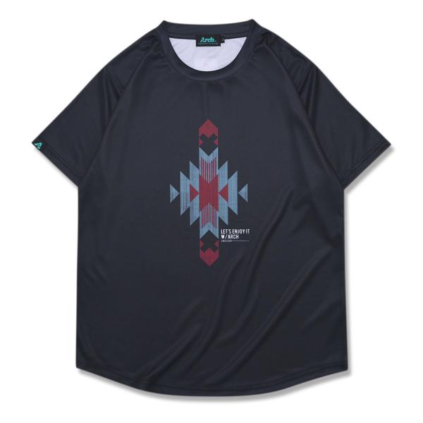 【商品名】Arch native pattern tee DRY メンズ バスケットボール 半袖Tシャツ トップス・ネイティブ・アメリカンの伝統的なファッションや織物の模様から着想を得たデザインのDRY-Tシャツ。・さまざまな図柄とカラーが...