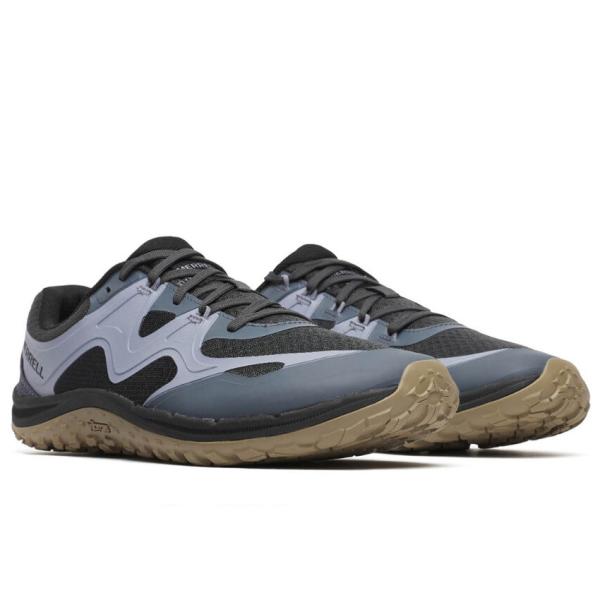 「Trail Glove 8」は、MERRELL(メレル)のベアフットラインを”トレイル”というフィールドまで拡張したモデルです。裸足感覚を軸にしながら、不整地やミックスサーフェスといった変化のある路面でも、安定した足運びを支える設計が施さ...