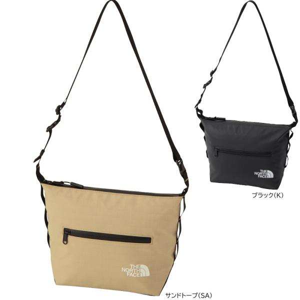 高い保冷力と軽さを備えた、容量3Lのソフトクーラーポーチです。500ml缶を立てた状態で3本まで収納可能なサイズ。小物の収納に便利なフロントのファスナー付きポケット、小物を連結できるデイジーチェーンなど、収納性も多彩。※生地に耐水性のある生...