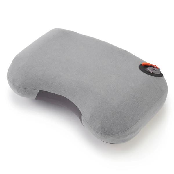 ■カラー：グラフェン■重量：95g■厚み：10cm・枕上部のStratusインサレーションは、柔らかく、湿気を逃がす効果がある・軽量なインフレータブル構造は、快適さを調整することができ、最小限のパックサイズです・首と肩をサポートするスカラッ...
