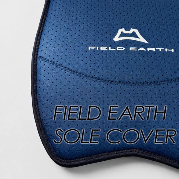 立体縫製のソールカバーは、FIELD EARTHがパターンから作り上げたオリジナルデザインです。3D形状にもフィットしやすいようにデザインされています。・ドットパターン生地で湿気の軽減。・ノーズとテール内側補強。・扱いやすいマイクロベルクロ...