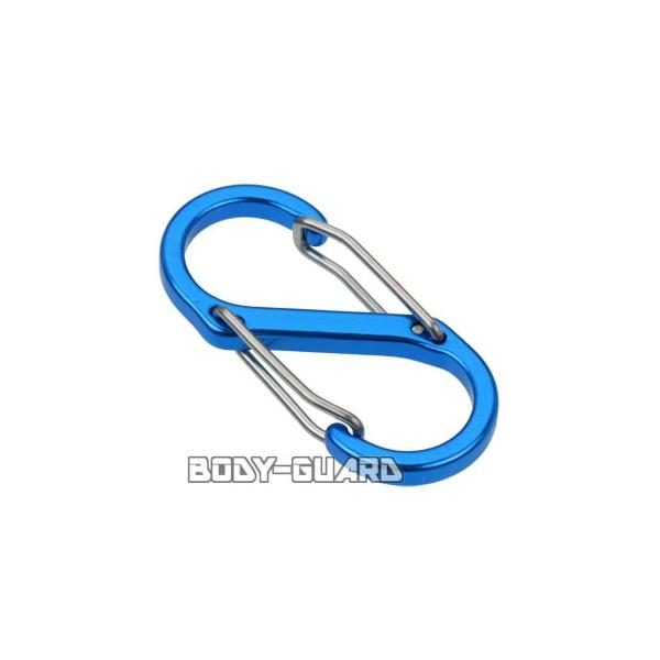 ■　商品説明全長約5cmの中型S字カラビナです。アルミ素材でとても軽量ながら、最大約30kgまで耐えられるしっかりした作りになっています。キーホルダーや小物を取り付けやすく、日常使いからアウトドアまで幅広く活躍します。弊社で扱う小型S字カラ...