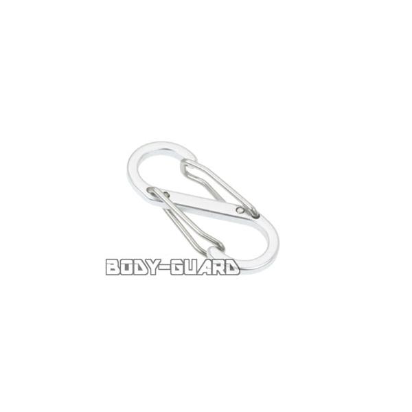 ■　商品説明全長約4cmの小型S字カラビナです。とても軽量ながら、メーカー表記で最大約15kgまで耐えられる丈夫な設計。キーホルダーや小物の取り付けに便利で、普段使いはもちろん、アウトドアやキャンプなどでも活躍します。■　サイズ全長：約4ｃ...