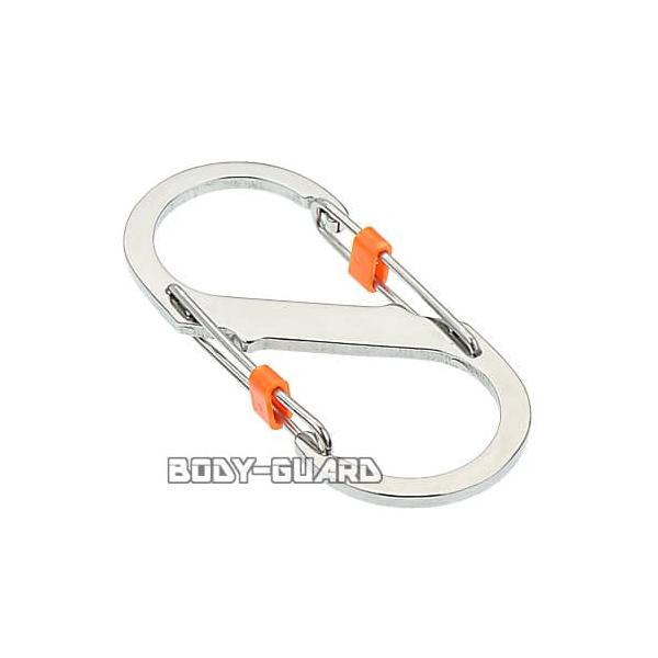 ■　商品説明キーホルダーや車のキーなどをまとめて持ち運べるS字型カラビナです！キャンプやアウトドアシーンでも活躍します。ゲート部分のスライダーを根元まで動かすと、簡易ロック機能で不用意に開かなくなります。■　サイズ全長:約8.5cm　幅:約...