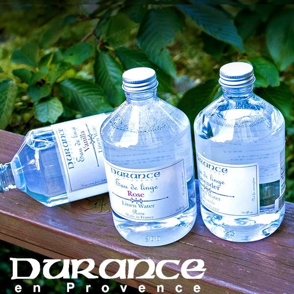 ■リネンウォーター  リネンウォータ（リネン水）とは、香りの付いた水のこと。 本来はアロマのエッセンシャルオイルを抽出するときに、あとに残った香りの水のことを指し、海外ではシーツや洗濯物の香り付けに使われています。  洗濯の際、すすぎの最後...