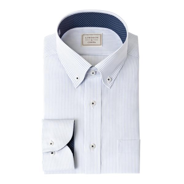 LORDSON by CHOYA綿100％ 形態安定加工ドレスシャツ（標準体）シンプルなブルーのストライプですがボタンに柄が入っていたりと、細部までこだわって作った1枚。別生地のネイビーが、締まって見えます。ふっくらとソフトで着心地の良い綿...