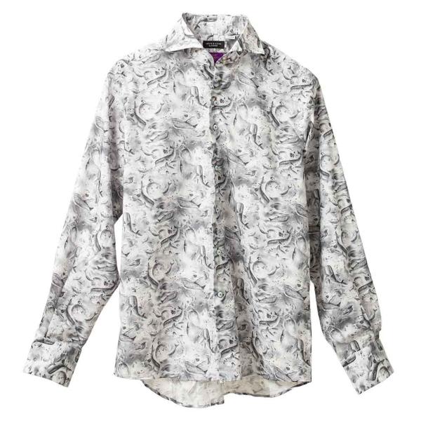 LIBERTY（リバティ）社のタナローン・オリジナルプリント生地を用いたドレスシャツ。 LIBERTYの下げ札とルイスとリバティーのダブルネームが、その証となっております。 魅力的な謎に満ちた壮大な銀河系探査と深海の発見を組み合わせたデザイ...