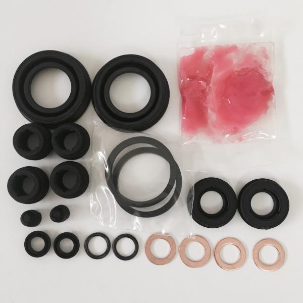 リア用ディスクブレーキキャリパーシールキットです【適合車種】■ホンダ：CR-X■型式：EF7 / EF8【キット内容】・シール×2、ブーツ×2、カムブーツ×2、ピンブーツ×4、Oリング×2、カップ×2、銅ワッシャー×4、ブリーダーキャップ×...
