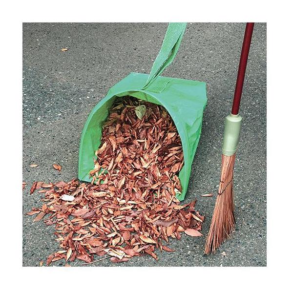 ■特長■・落葉や除草後の草集め作業に。・寝かせてチリトリとして、立ててゴミ箱として使える便利な集草作業時短アイテムです。・立ったまま、移動しながら楽に使える40cmのロング持ち手付きです。・たたんでコンパクトに収納可能です。・サイズ：幅39...