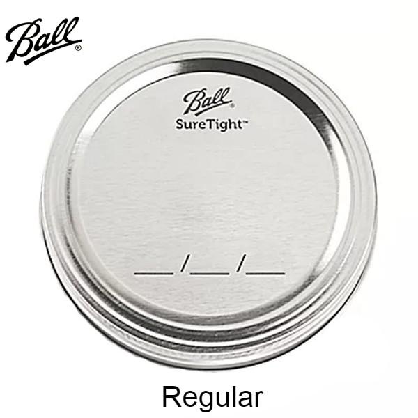 【商品説明】●Ball社（Kerr）メイソンジャーレギュラーマウスの交換用の蓋としてお使いいただけます。●サイズ：【レギュラーマウス用】　・ 内ふた部分-直径67mm　　 リング部分-直径70mm素材・フタ：ブリキパッキン：PVC※キャップ...