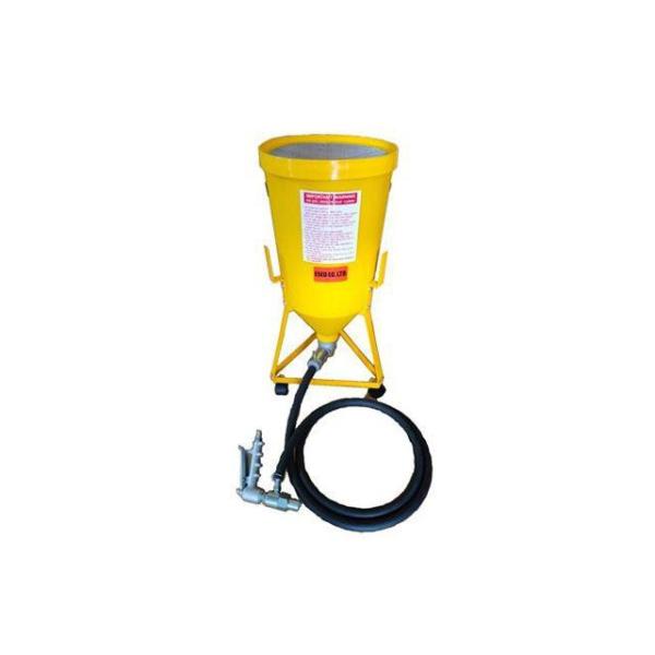 ●メーカー名：エスコ / ESCO●商品名：サンドブラスターメーカー品番：EA127BKJANコード：4518340752023備考■使用圧力…0.5〜0.62MPa■エアー消費量…480〜700L/min■使用コンプレッサー…2.2kw■...