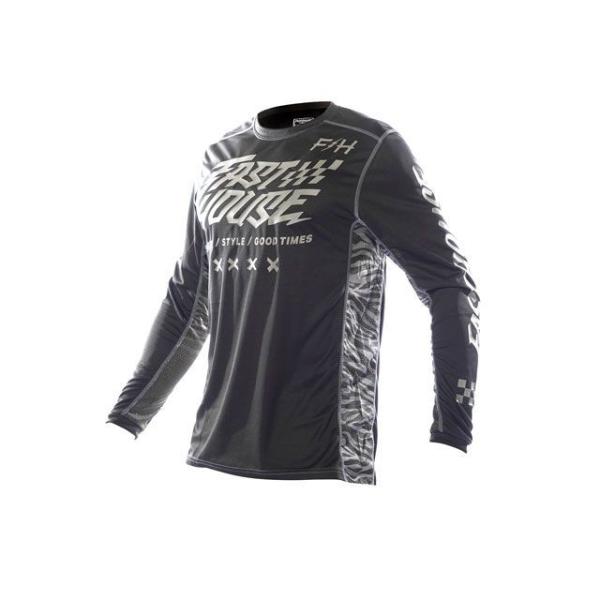 ●メーカー名：ファストハウス / FASTHOUSE●商品名：グラインドハウスジャージ ルフィオ（ブラック）●サイズ Lメーカー品番：D1230JANコード：4547836448829カラーブラック特徴■メイン生地は吸湿発散性（汗や水分を体...