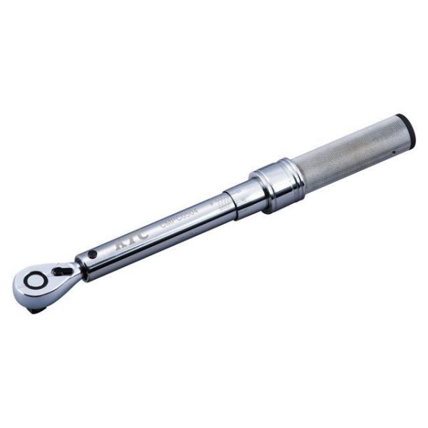 ●メーカー名：ケイティーシー / KTC(ケーティーシー)●商品名：12.7SQ プレセット型トルクレンチ トルク範囲10-50Nm CMPC0504メーカー品番：CMPC0504JANコード：4989433770055樹脂ケースギア数：3...