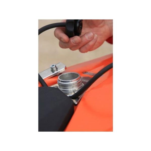 ●メーカー名：メカシステム / MECA’SYSTEM●商品名：filler lid Alu main tank KTM 690 Enduro R AM 2009-2016メーカー品番：meca_690KR21690 ENDURO R 69...