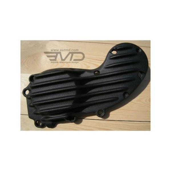 ●メーカー名：部品屋K&amp;W / K&amp;W(ブヒンヤケーアンドダブリュー)●商品名：EMD製 1991-2017 スポーツスター用 Ribstersカムカバー（ブラック）メーカー品番：CCXL-R-Bスポーツスターファミリー汎用...