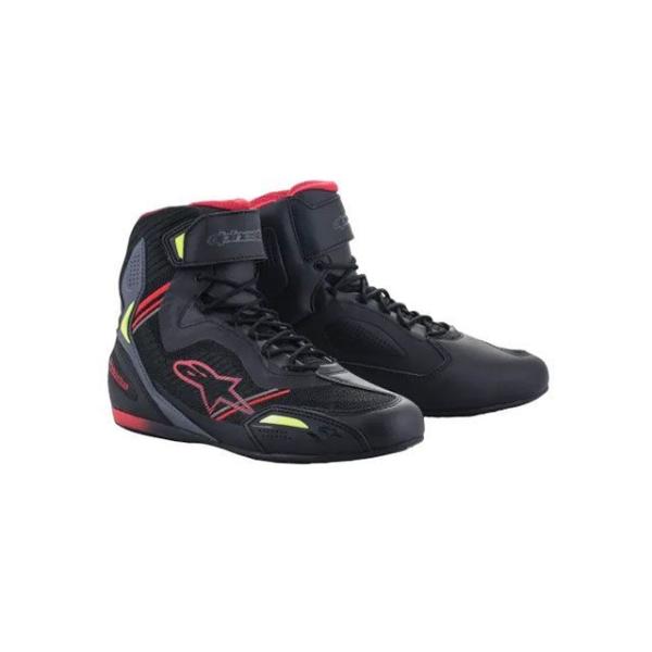 ●メーカー名：アルパインスターズ / Alpinestars●商品名：FASTER 3 RIDEKNIT SHOE（136 BLK RED YEFL）●サイズ 9.5（27.0cm）メーカー品番：2510319JANコード：80591759...