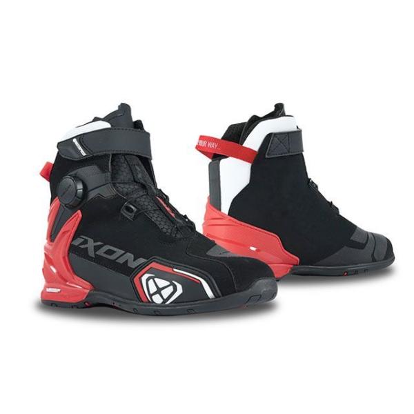 ●メーカー名：IXON(イクソン)●商品名：2024春夏モデル BULL 2 WP ブーツ（ブラック/ホワイト/レッド）●サイズ：40メーカー品番：508101007JANコード：36616156882802024春夏モデルブラック/ホワイ...