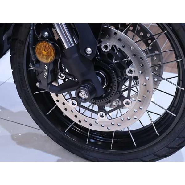 ●メーカー名：SPEEDRA(スピードラ)●商品名：フロントアクスルスライダー●カラー チタンメーカー品番：AASHO06FTMJANコード：4580556254646万が一の転倒時にアクスルシャフト部分を保護します。先端キャップは高強度ア...