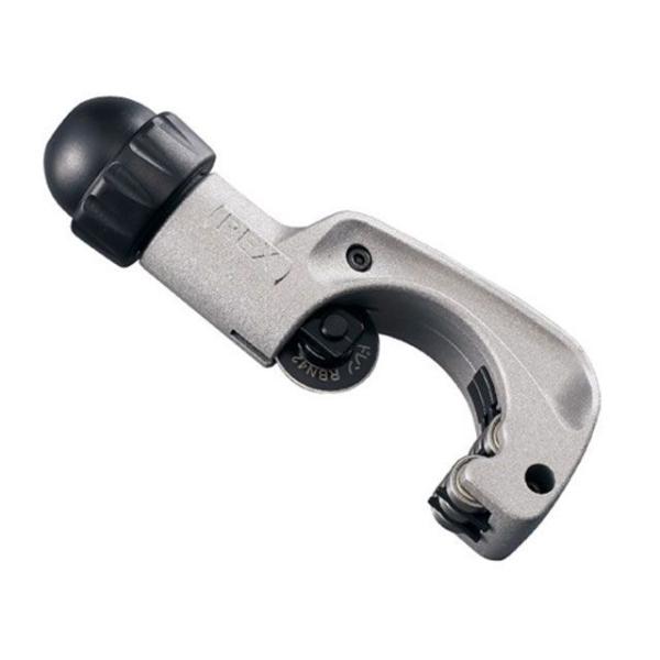 ●メーカー名：エスコ / ESCO●商品名：φ42mm/180mm パイプカッター（ACドレンパイプ用）メーカー品番：EA338AR-1JANコード：4518340481572切断能力（mm）：φ6〜42（呼び：20・25）全長（mm）：1...