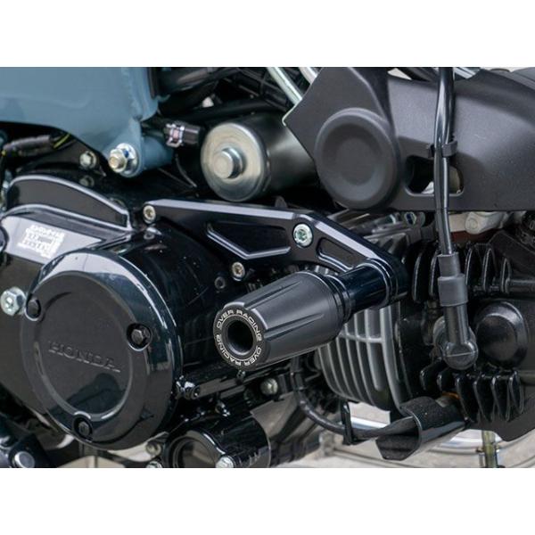 ●メーカー名：オーバーレーシング / OVER RACING●商品名：エンジンスライダー（ブラック）メーカー品番：・59-123-01BJANコード：4539770125171DAX125 ダックス125カラー：ブラック※純正マフラー及び、...
