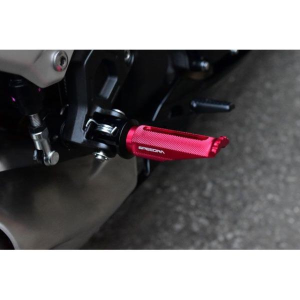 ●メーカー名：SPEEDRA(スピードラ)●商品名：アルミ削り出しステップ レーシングタイプ ライダー用（取付部：シルバー/ステップバー：レッド）メーカー品番：AFPR111RDJANコード：4580486921847400XCB1000F...