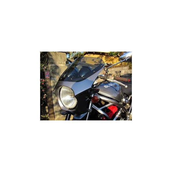 ●メーカー名：ワールドウォーク / WW●商品名：汎用ビキニカウル DS-01 typeAERO（アーバンミディアムグレーメタリック）メーカー品番：ds-01aero-26JANコード：4582494880529BANDIT 250 バンデ...