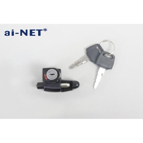 ●メーカー名：アイネット / ai-net●商品名：汎用 ヘルメットホルダーメーカー品番：1550JANコード：4571460834185汎用 ヘルメットホルダー【キー2本】／3ヶ月保証／車両取付穴芯間：38mm、ヘルメットホールド部幅：1...