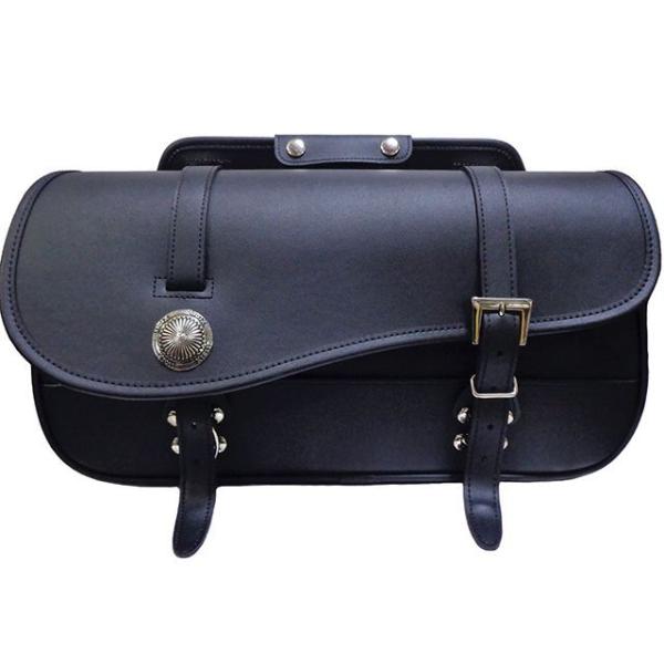 ●メーカー名：クロス / Xross●商品名：SADDLE SINGLE サドルバッグ サイドバッグメーカー品番：XC-013JANコード：4580434027577合成皮革縦約21×横42×幅15（cm）13L付属品：サポートベルト、レイ...
