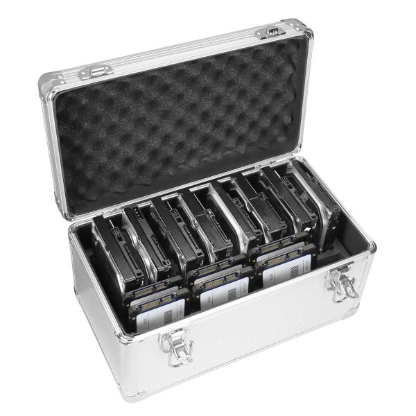 3.5インチ HDD ケースにスペアハードディスクを保管して整理します。このHDD収納ボックスをオフィスや棚に置いて、貴重な多種類の複数ハードディスクを収納可能なハードディスクケースです。あなたのハードディスクを保管や整理に便利なアルミ製収...