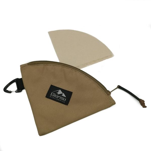 【素材】:高密度ナイロン【サイズ】:開口部20CM防湿気・防塵です。外でコーヒーを淹れる時、湿気と埃で、フィルターを保護する必要があります。携帯性が抜群、カッコ良いケースです。アウトドア、キャンプコーヒーに欠かせないもの。頑丈なカラビナで、...