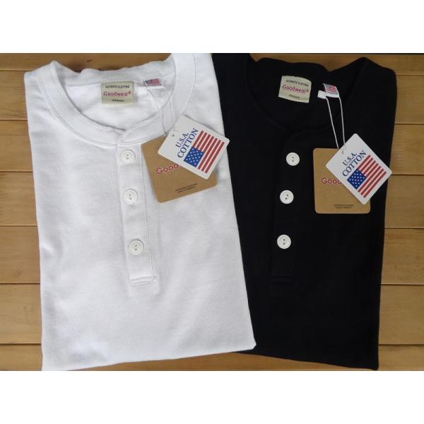 Goodwearのヘビーウェイトなヘンリーネック無地半袖Tシャツ　レギュラーシルエットUSAコットンならではのタフな7オンスの肉厚ボディに洗いをかけてUSED感を演出。厚手なので一枚で着てもサマになります。シンプルでありながら存在感のある無...
