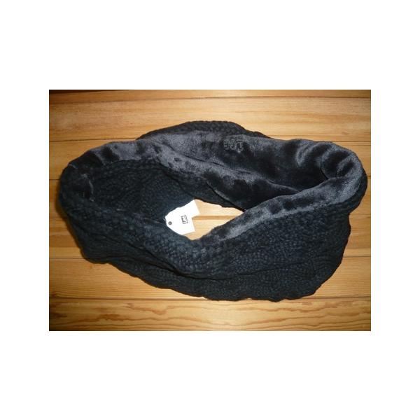 【発売日：2024年09月01日】メーカー希望小売価格　　￥４，０００＋税　　　本体　　縄地　　アクリル　１００％　　ファー部分　　ポリエステル　１００％　　　中国製可愛いくて使い勝手の良いケーブルニットスヌード。ケーブルニットとファーをミ...