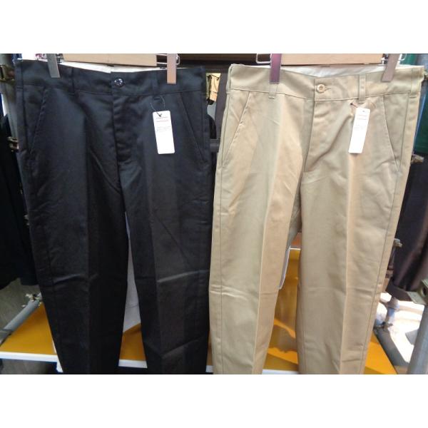 税込定価￥６,６００RED KAPレッドキャップ　　正規商品アメリカのワークウェアーブランド　1923年設立現在も欧米の自動車工場で活躍中！定番チノパンツPT20シンプルで耐久性の高いパンツです。シワやヨゴレに強い、65/35のTC ツイル...