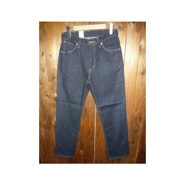 メーカー希望小売価格　　￥４，９００＋税　　　本体　　　綿　６２％　　ポリエステル　３６％　　ポリウレタン　２％　　革ラベル　合成皮革　　　ベトナム製素材には『TruTemp365』という機能生地を採用。ドライ、軽量、吸湿、調温の4つの機能...