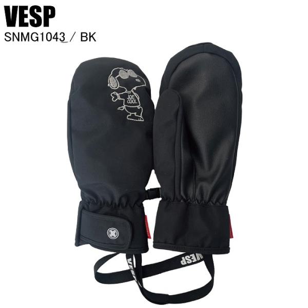 今年もPEANUTSコラボ企画販売！！スヌーピーの刺繍入り。中も５本指に分かれてフィット感も良いグローブです。