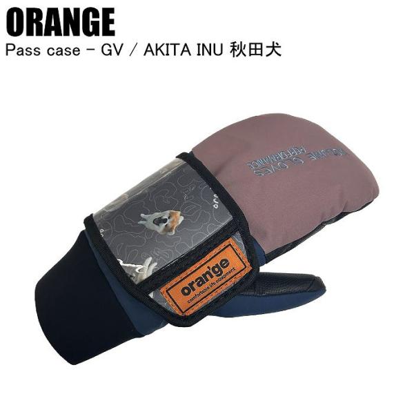 グローブに装着するパスケース。クッション性と伸縮性に優れたネオプレーン製。