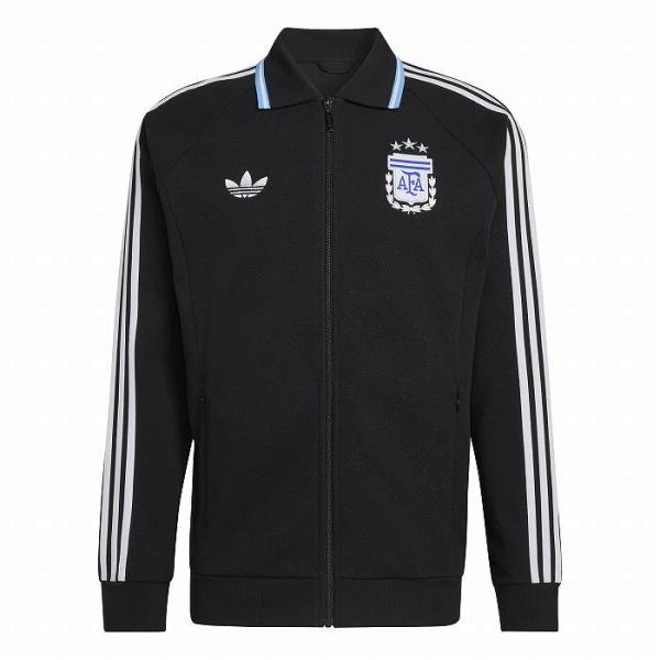 サッカーにインスパイアされたライフスタイルウェアとして、存在感を放つアルゼンチン代表 アウェイ アンセムジャケット。歴史にインスピレーションを受け、ヘリテージのムードと現代の感性を融合させている。快適なレギュラーフィットとフルジップクロージ...