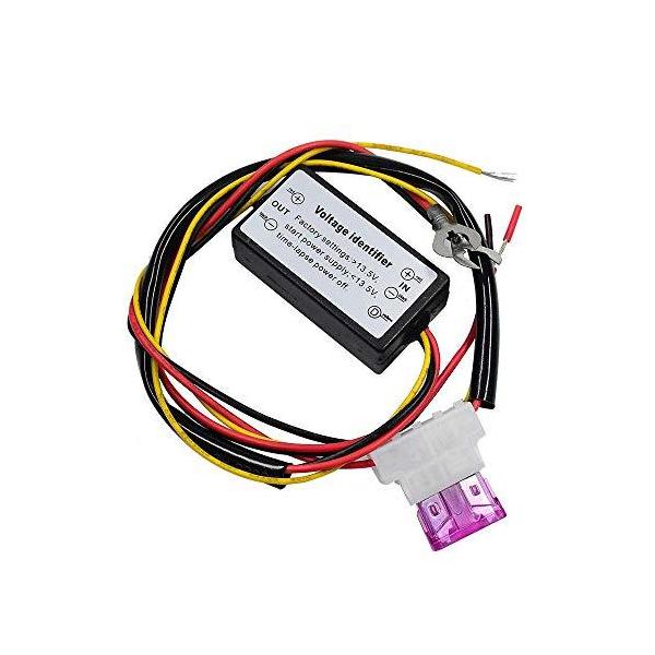 減光機能付 LED デイライト 自動点灯ユニット、スモールラインにも繋げてるので、夜間の減光もいい感じです。適合：12V車、LED専用、最大出力：12V/2A(24Wまで)、ヒューズ容量：3Aデイライト等の電装品をバッテリー直結で使用できる...